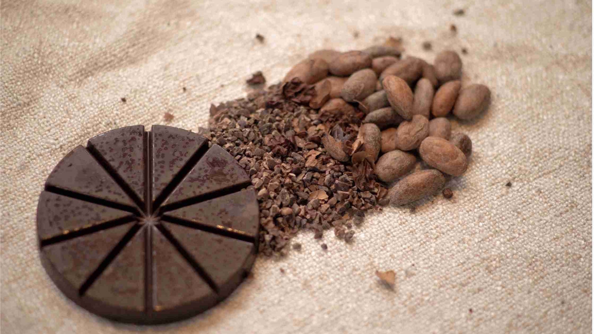Het verhaal van 3 heilige cacaobonen – Herbal Cacao